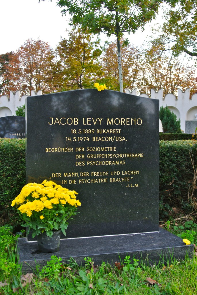 Jacob Levy Morenos Grab - Psychodrama Austria Jacob Levy Morenos Grab - Psychodrama Austria
